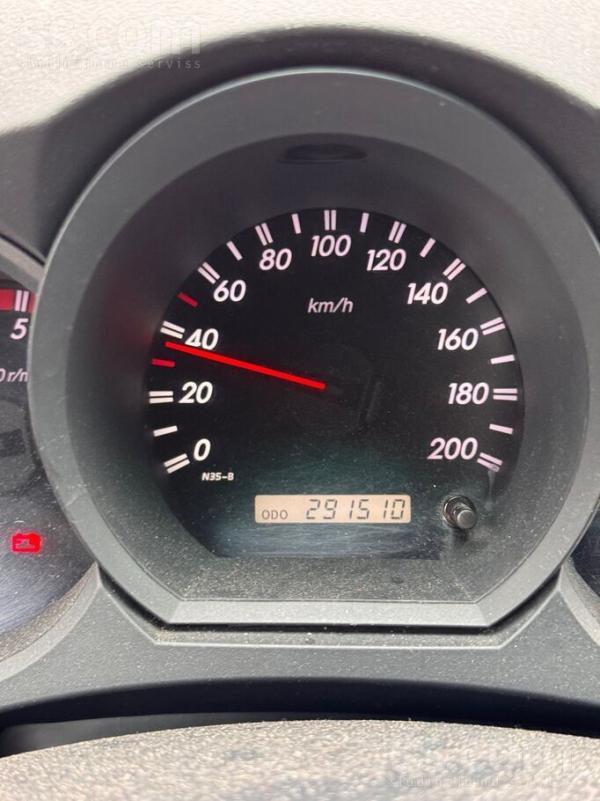 Pelēks Toyota Hilux 2011 Rīga, ar dzinēja tilpumu 3.00 L un nobraukumu 293 tūkst. km par 12800 €, foto 4 vietnē AUTOMOTO.COM.LV