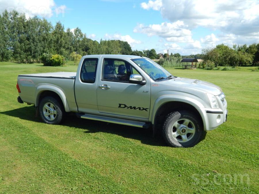 Pelēks Toyota Hilux 2011 Bauska, ar dzinēja tilpumu 2.50 L un nobraukumu 214 tūkst. km par 8300 €, foto 3 vietnē AUTOMOTO.COM.LV
