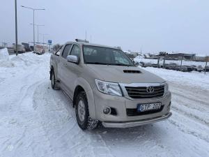 Grey Toyota Hilux 2013 in Vilnius, with an engine capacity of 2.49 L and mileage of 239 thousand km for 12700 €, photo 13 on AUTOMOTO.COM.LV