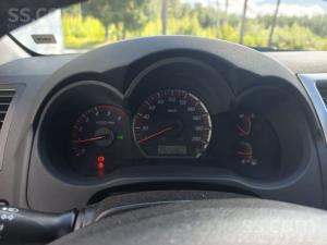 Pelēks Toyota Hilux 2014 Ogre, ar dzinēja tilpumu 3.00 L un nobraukumu 282 tūkst. km par 15000 €, foto 6 vietnē AUTOMOTO.COM.LV