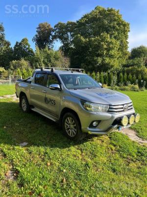 Pelēks Toyota Hilux 2017 Rīga, ar dzinēja tilpumu 2.40 L un nobraukumu 213 tūkst. km par 22000 €, foto 4 vietnē AUTOMOTO.COM.LV