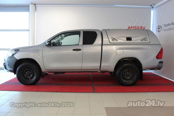 Grey Toyota Hilux 2019 in Viljandi, with an engine capacity of 2.40 L and mileage of 158 thousand km for 22490 €, photo 3 on AUTOMOTO.COM.LV