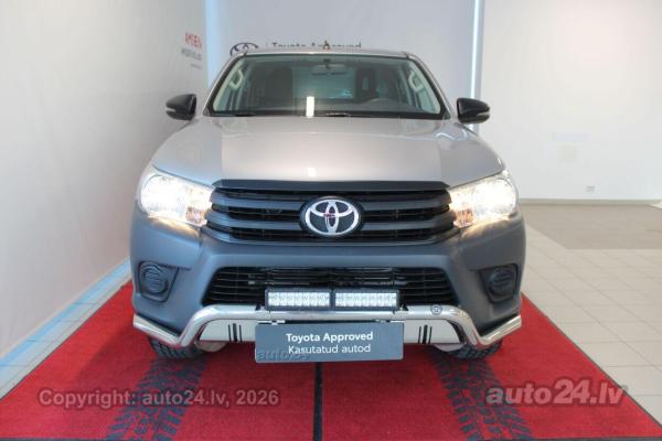 Grey Toyota Hilux 2019 in Viljandi, with an engine capacity of 2.40 L and mileage of 158 thousand km for 22490 €, photo 5 on AUTOMOTO.COM.LV
