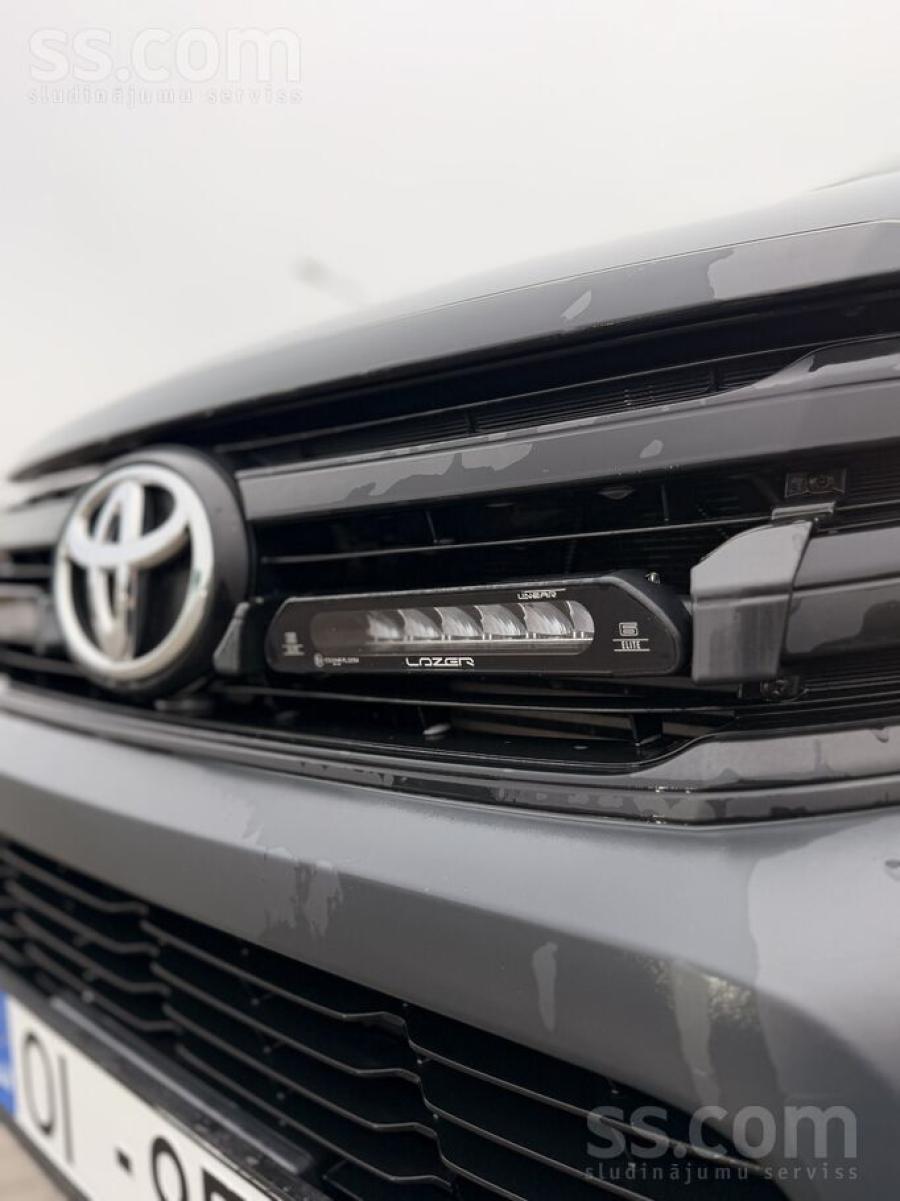 Pelēks Toyota Hilux 2019 Ludza, ar dzinēja tilpumu 2.40 L un nobraukumu 291 tūkst. km par 16500 €, foto 12 vietnē AUTOMOTO.COM.LV