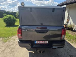 Pelēks Toyota Hilux 2019 Viļņa, ar dzinēja tilpumu 2.39 L un nobraukumu 279 tūkst. km par 14520 €, foto 6 vietnē AUTOMOTO.COM.LV