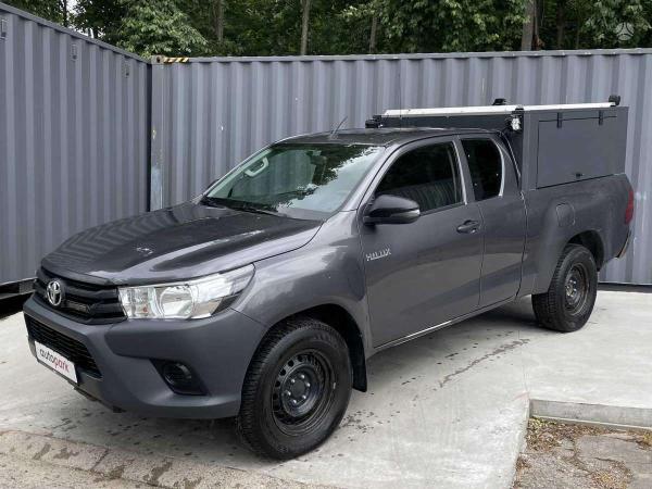 Toyota Hilux 2019 Viļņa vietnē Pelēks Toyota Hilux 2019 Viļņa, ar dzinēja tilpumu 2.39 L un nobraukumu 324 tūkst. km par 18900 €, foto 1 vietnē AUTOMOTO.COM.LV