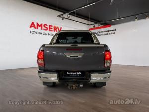 Серый Тойота Хайлюкс 2019 в Таллин, объемом двигателя 2.39 л и пробегом 125 тыс. км за 32900 €, фото 5 на AUTOMOTO.COM.LV