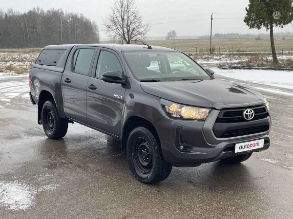 Pelēks Toyota Hilux 2021 Ukmergė, ar dzinēja tilpumu 2.39 L un nobraukumu 126 tūkst. km par 26900 €, foto 3 vietnē AUTOMOTO.COM.LV