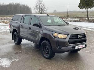 Grey Toyota Hilux 2021 in Ukmerge, with an engine capacity of 2.39 L and mileage of 126 thousand km for 26900 €, photo 3 on AUTOMOTO.COM.LV