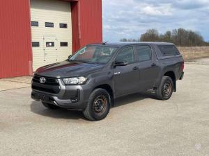 Pelēks Toyota Hilux 2021 Ukmergė, ar dzinēja tilpumu 2.39 L un nobraukumu 126 tūkst. km par 26900 €, foto  vietnē AUTOMOTO.COM.LV