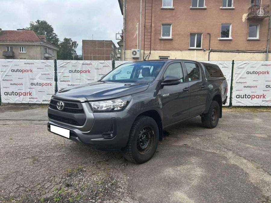 Pelēks Toyota Hilux 2021 Klaipėda, ar dzinēja tilpumu 2.39 L un nobraukumu 93 tūkst. km par 28500 €, foto 1 vietnē AUTOMOTO.COM.LV