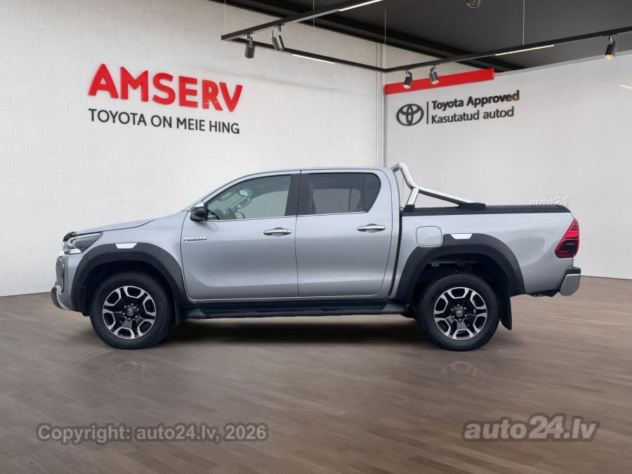 Pelēks Toyota Hilux 2022 Paide, ar dzinēja tilpumu 2.80 L un nobraukumu 83 tūkst. km par 42990 €, foto 4 vietnē AUTOMOTO.COM.LV