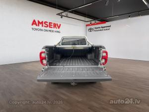 Pelēks Toyota Hilux 2022 Paide, ar dzinēja tilpumu 2.80 L un nobraukumu 83 tūkst. km par 42990 €, foto 11 vietnē AUTOMOTO.COM.LV