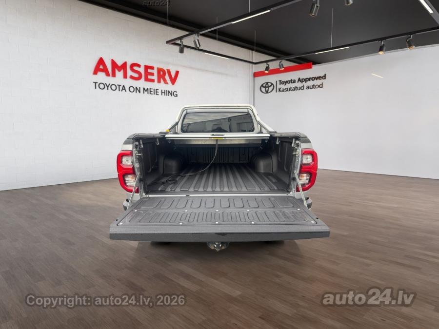 Pelēks Toyota Hilux 2022 Paide, ar dzinēja tilpumu 2.80 L un nobraukumu 83 tūkst. km par 42990 €, foto 11 vietnē AUTOMOTO.COM.LV