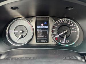 Pelēks Toyota Hilux 2022 Paide, ar dzinēja tilpumu 2.80 L un nobraukumu 83 tūkst. km par 42990 €, foto 14 vietnē AUTOMOTO.COM.LV