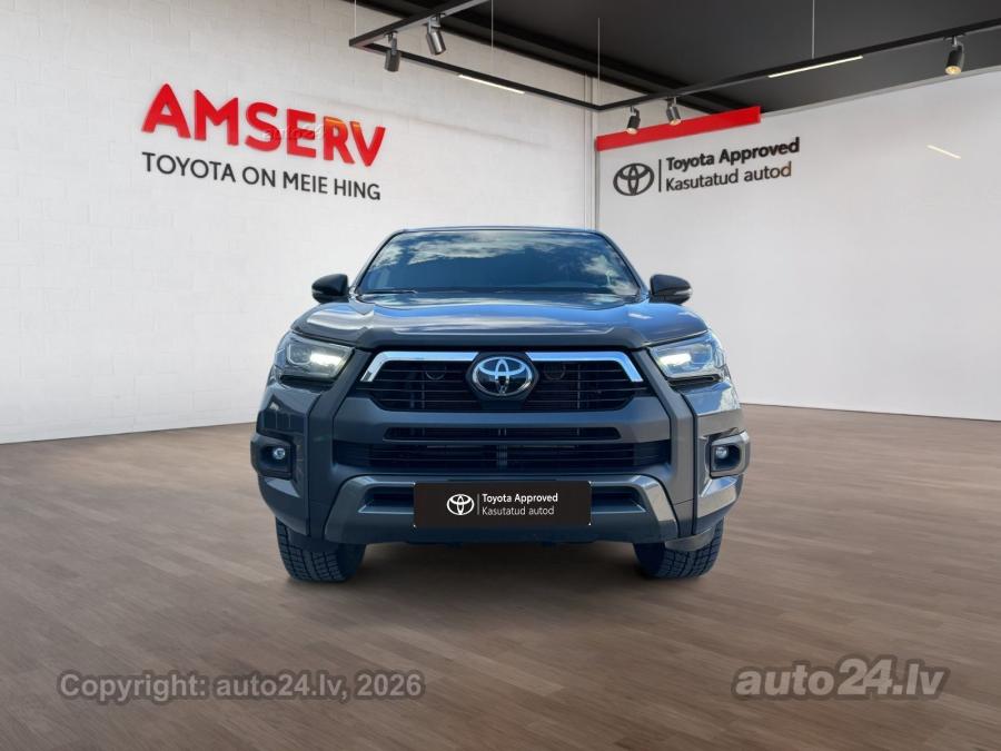 Pelēks Toyota Hilux 2023 Pērnava, ar dzinēja tilpumu 2.80 L un nobraukumu 85 tūkst. km par 48990 €, foto 6 vietnē AUTOMOTO.COM.LV