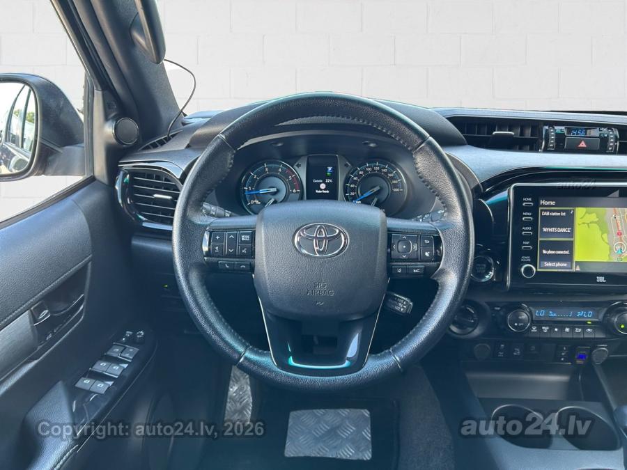 Pelēks Toyota Hilux 2023 Pērnava, ar dzinēja tilpumu 2.80 L un nobraukumu 85 tūkst. km par 48990 €, foto 13 vietnē AUTOMOTO.COM.LV