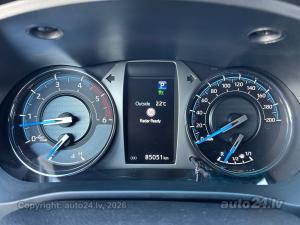 Pelēks Toyota Hilux 2023 Pērnava, ar dzinēja tilpumu 2.80 L un nobraukumu 85 tūkst. km par 48990 €, foto 14 vietnē AUTOMOTO.COM.LV