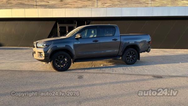 Grey Toyota Hilux 2024 in Tallinn, with an engine capacity of 2.80 L and mileage of 5 thousand km for 56900 €, photo 7 on AUTOMOTO.COM.LV