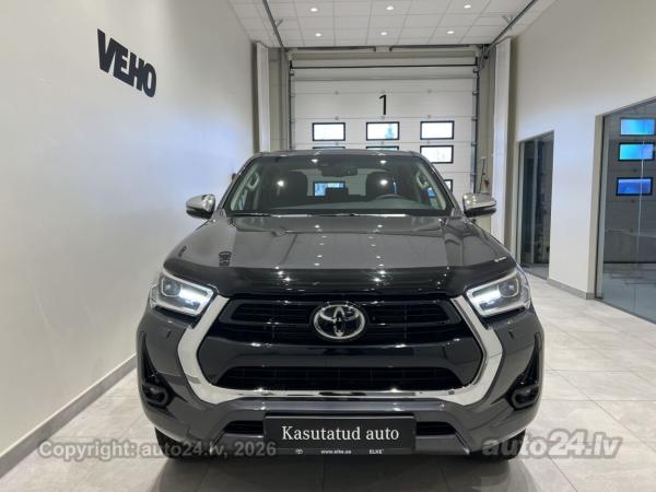 Pelēks Toyota Hilux 2025 Tallina, ar dzinēja tilpumu 2.80 L un nobraukumu 10 tūkst. km par 49900 €, foto 5 vietnē AUTOMOTO.COM.LV
