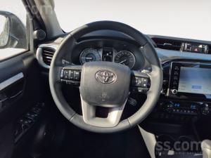 Grey Toyota Hilux 2025 in Riga, with an engine capacity of 2.80 L and mileage of 0 thousand km for 53900 €, photo 13 on AUTOMOTO.COM.LV