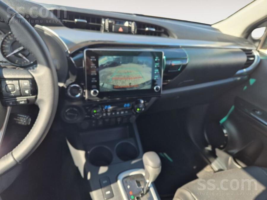 Grey Toyota Hilux 2025 in Riga, with an engine capacity of 2.80 L and mileage of 0 thousand km for 53900 €, photo 15 on AUTOMOTO.COM.LV