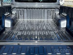 Pelēks Toyota Hilux 2025 Rīga, ar dzinēja tilpumu 2.40 L un nobraukumu 10 tūkst. km par 45990 €, foto 11 vietnē AUTOMOTO.COM.LV