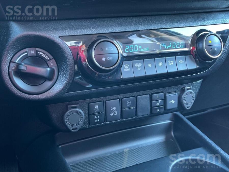 Pelēks Toyota Hilux 2025 Rīga, ar dzinēja tilpumu 2.40 L un nobraukumu 10 tūkst. km par 45990 €, foto 16 vietnē AUTOMOTO.COM.LV
