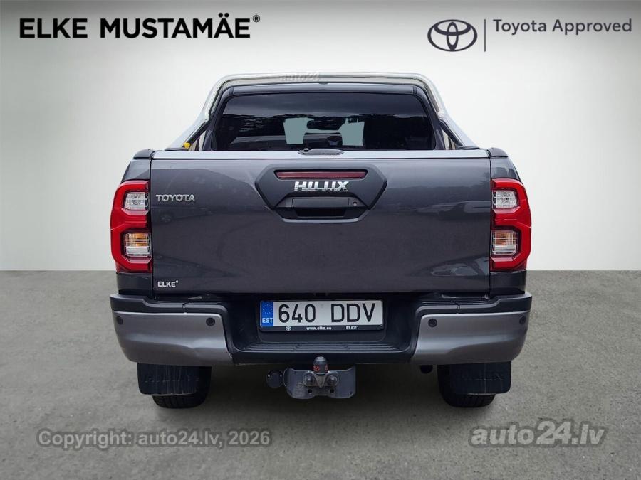 Pelēks Toyota Hilux 2025 Tallina, ar dzinēja tilpumu 2.76 L un nobraukumu 22 tūkst. km par 59995 €, foto 5 vietnē AUTOMOTO.COM.LV