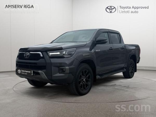 Pelēks Toyota Hilux 2025 Rīga, ar dzinēja tilpumu 2.80 L un nobraukumu 28 tūkst. km par 47400 €, foto 1 vietnē AUTOMOTO.COM.LV