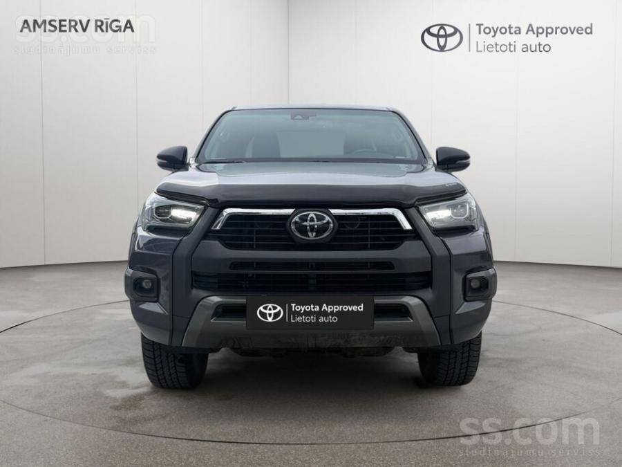 Pelēks Toyota Hilux 2025 Rīga, ar dzinēja tilpumu 2.80 L un nobraukumu 28 tūkst. km par 47400 €, foto 6 vietnē AUTOMOTO.COM.LV
