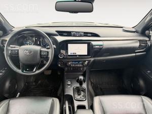 Pelēks Toyota Hilux 2025 Rīga, ar dzinēja tilpumu 2.80 L un nobraukumu 28 tūkst. km par 47400 €, foto 9 vietnē AUTOMOTO.COM.LV