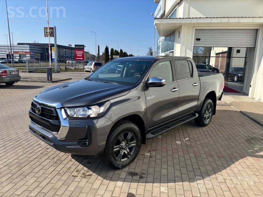 Pelēks Toyota Hilux 2026 Jūrmala, ar dzinēja tilpumu 2.40 L un nobraukumu 0 tūkst. km par 42700 €, foto 7 vietnē AUTOMOTO.COM.LV