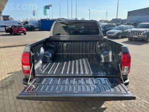 Pelēks Toyota Hilux 2026 Jūrmala, ar dzinēja tilpumu 2.40 L un nobraukumu 0 tūkst. km par 42700 €, foto 8 vietnē AUTOMOTO.COM.LV