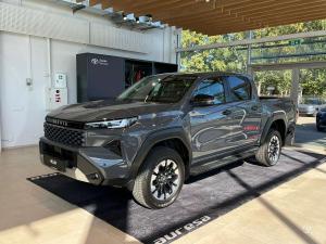 Grey Toyota Hilux 2026 in Panevezys, with an engine capacity of 2.76 L and mileage of 0 thousand km for 52590 €, photo  on AUTOMOTO.COM.LV