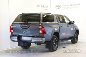Grey Toyota Hilux 2026 in Tallinn, with an engine capacity of 2.76 L and mileage of 9 thousand km for 61500 €, photo 3 on AUTOMOTO.COM.LV