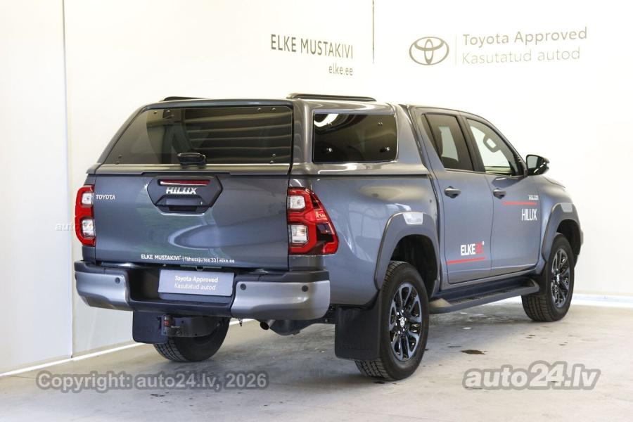 Grey Toyota Hilux 2026 in Tallinn, with an engine capacity of 2.76 L and mileage of 9 thousand km for 61500 €, photo 3 on AUTOMOTO.COM.LV
