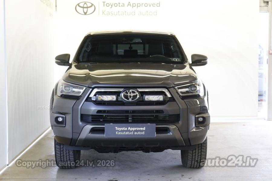 Grey Toyota Hilux 2026 in Tallinn, with an engine capacity of 2.76 L and mileage of 9 thousand km for 61500 €, photo 6 on AUTOMOTO.COM.LV