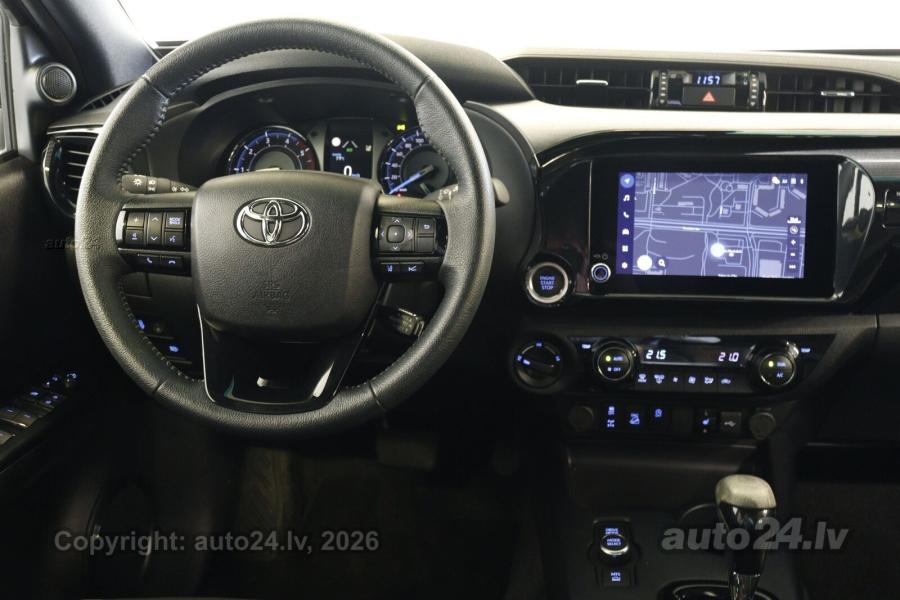 Grey Toyota Hilux 2026 in Tallinn, with an engine capacity of 2.76 L and mileage of 9 thousand km for 61500 €, photo 10 on AUTOMOTO.COM.LV