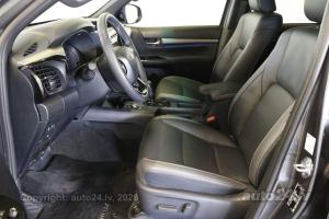 Grey Toyota Hilux 2026 in Tallinn, with an engine capacity of 2.76 L and mileage of 9 thousand km for 61500 €, photo 12 on AUTOMOTO.COM.LV