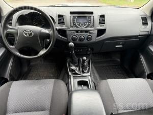 Toyota Hilux 2014 in Riga, with an engine capacity of 2.50 L and mileage of 143 thousand km for 16200 €, photo 4 on AUTOMOTO.COM.LV