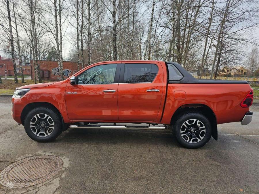 Oranžs Toyota Hilux 2020 Marijampole, ar dzinēja tilpumu 2.76 L un nobraukumu 20 tūkst. km par 42350 €, foto 8 vietnē AUTOMOTO.COM.LV