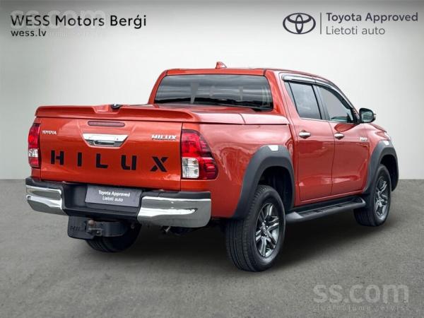 Oranžs Toyota Hilux 2022 Rīga, ar dzinēja tilpumu 1.80 L un nobraukumu 66 tūkst. km par 39990 €, foto 2 vietnē AUTOMOTO.COM.LV