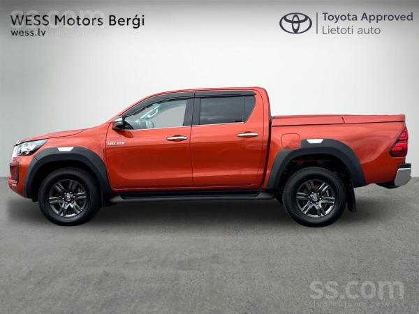Oranžs Toyota Hilux 2022 Rīga, ar dzinēja tilpumu 1.80 L un nobraukumu 66 tūkst. km par 39990 €, foto 3 vietnē AUTOMOTO.COM.LV