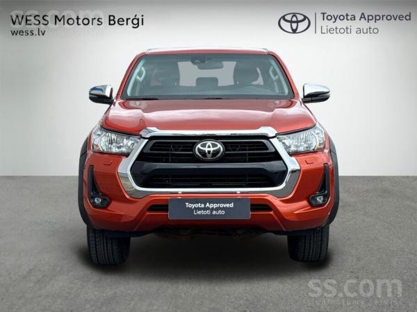 Oranžs Toyota Hilux 2022 Rīga, ar dzinēja tilpumu 1.80 L un nobraukumu 66 tūkst. km par 39990 €, foto 5 vietnē AUTOMOTO.COM.LV