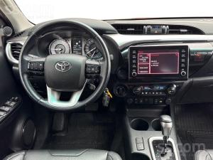 Orange Toyota Hilux 2022 in Riga, with an engine capacity of 1.80 L and mileage of 66 thousand km for 39990 €, photo 10 on AUTOMOTO.COM.LV