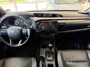 Orange Toyota Hilux 2023 in Riga, with an engine capacity of 2.80 L and mileage of 81 thousand km for 40900 €, photo 20 on AUTOMOTO.COM.LV