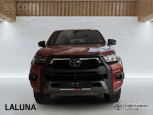 Orange Toyota Hilux 2023 in Jekabpils, with an engine capacity of 2.80 L and mileage of 81 thousand km for 40900 €, photo 5 on AUTOMOTO.COM.LV