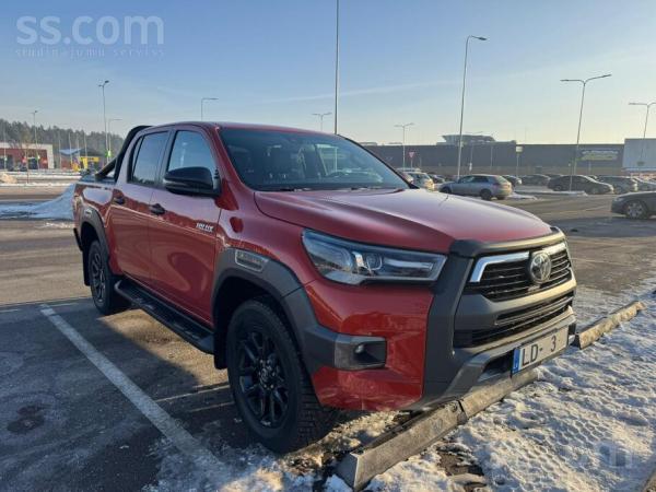 Oranžs Toyota Hilux 2025 Rīga, ar dzinēja tilpumu 2.80 L un nobraukumu 8 tūkst. km par 52500 €, foto 6 vietnē AUTOMOTO.COM.LV