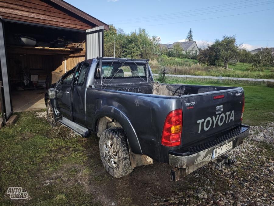 Тойота Хайлюкс 2009 в Тельшяй, объемом двигателя 2.50 л и пробегом 157 тыс. км за 7000 €, фото 10 на AUTOMOTO.COM.LV